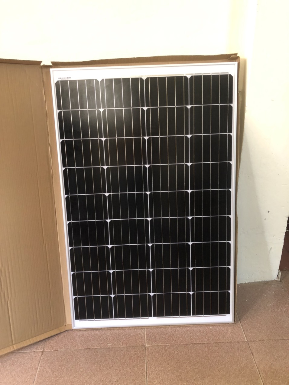 Tấm pin năng lượng mặt trời 100w mono